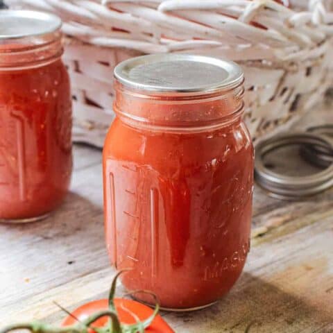 Tomato Passata - How to Preserve Tomatoes - Home Grown Happiness